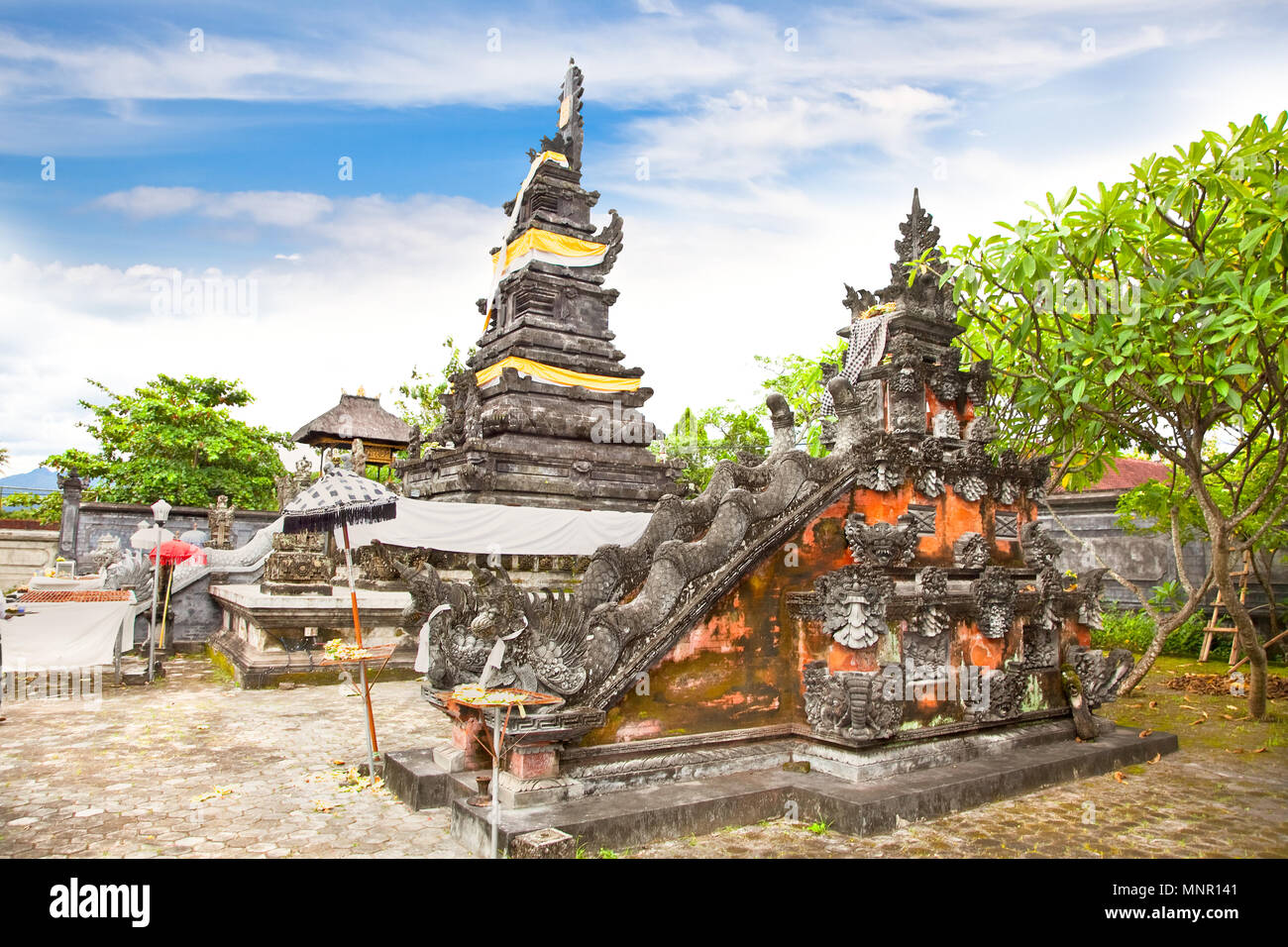 Mayura water palace, Mataram, Lombok, Indonesia Stock Photo - Alamy