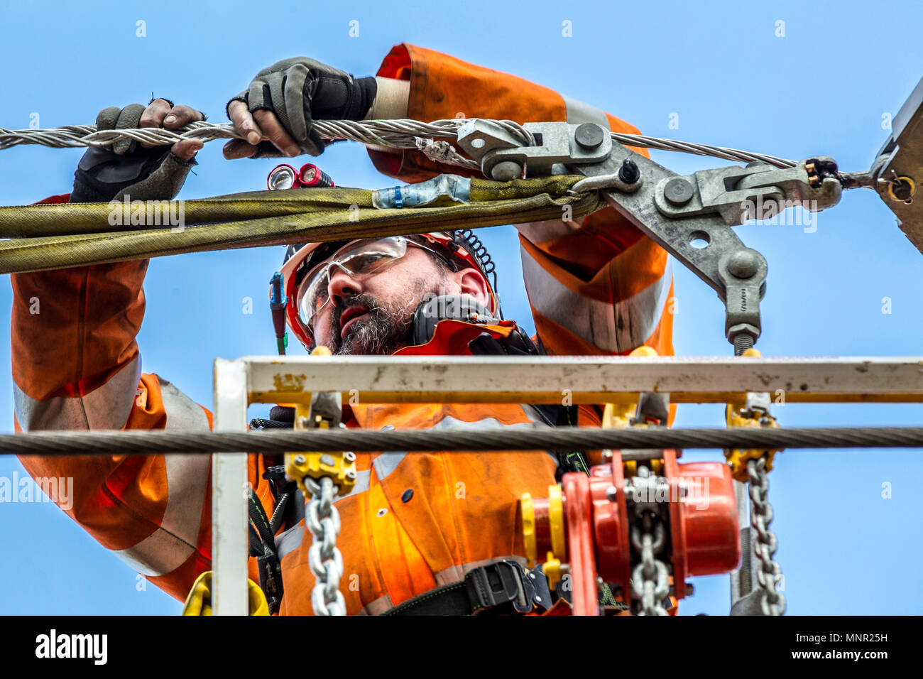 Railway workers working on overhead lines Stock Photo - Alamy