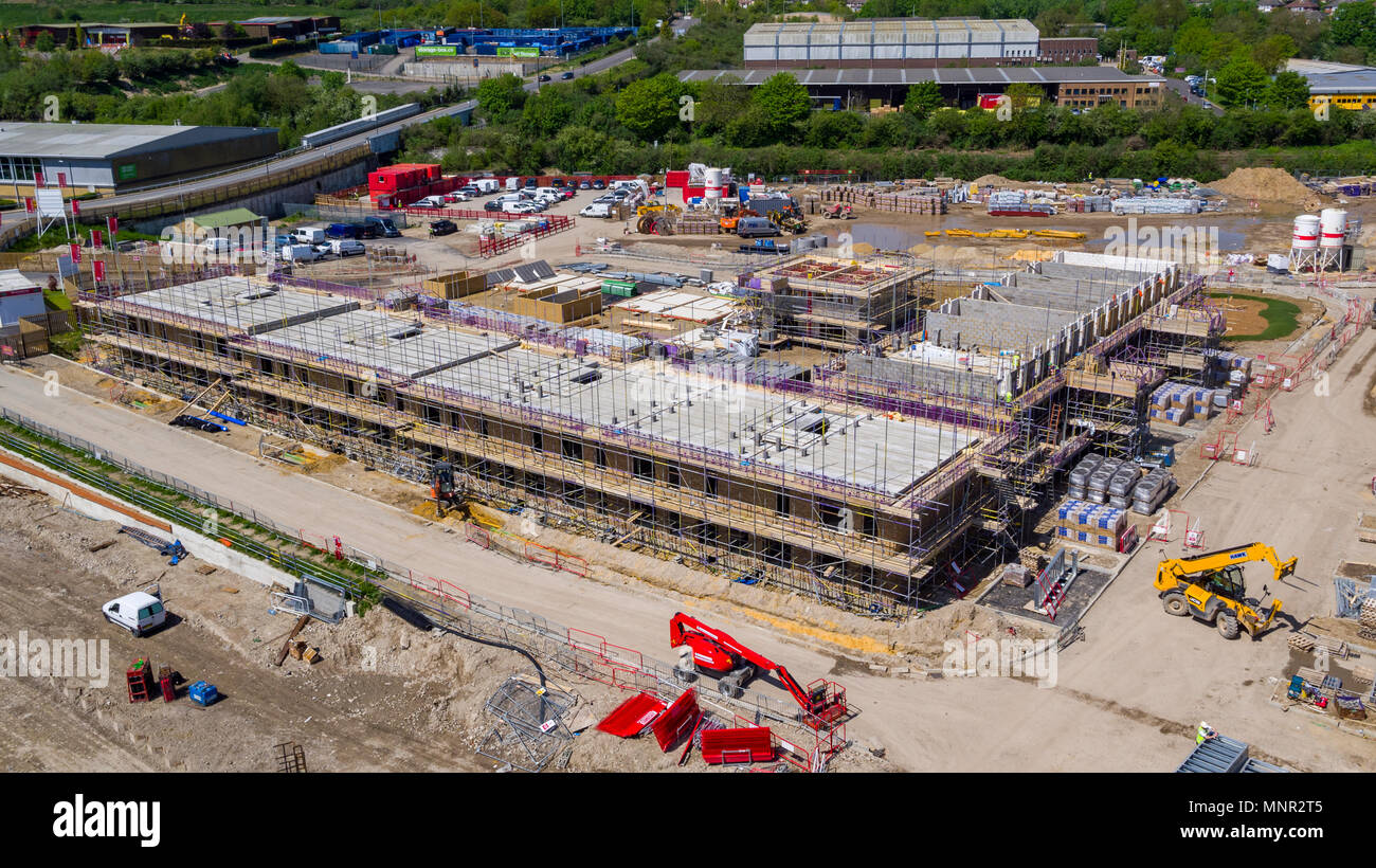 Redrow homes development aerial hi-res stock photography and images - Alamy