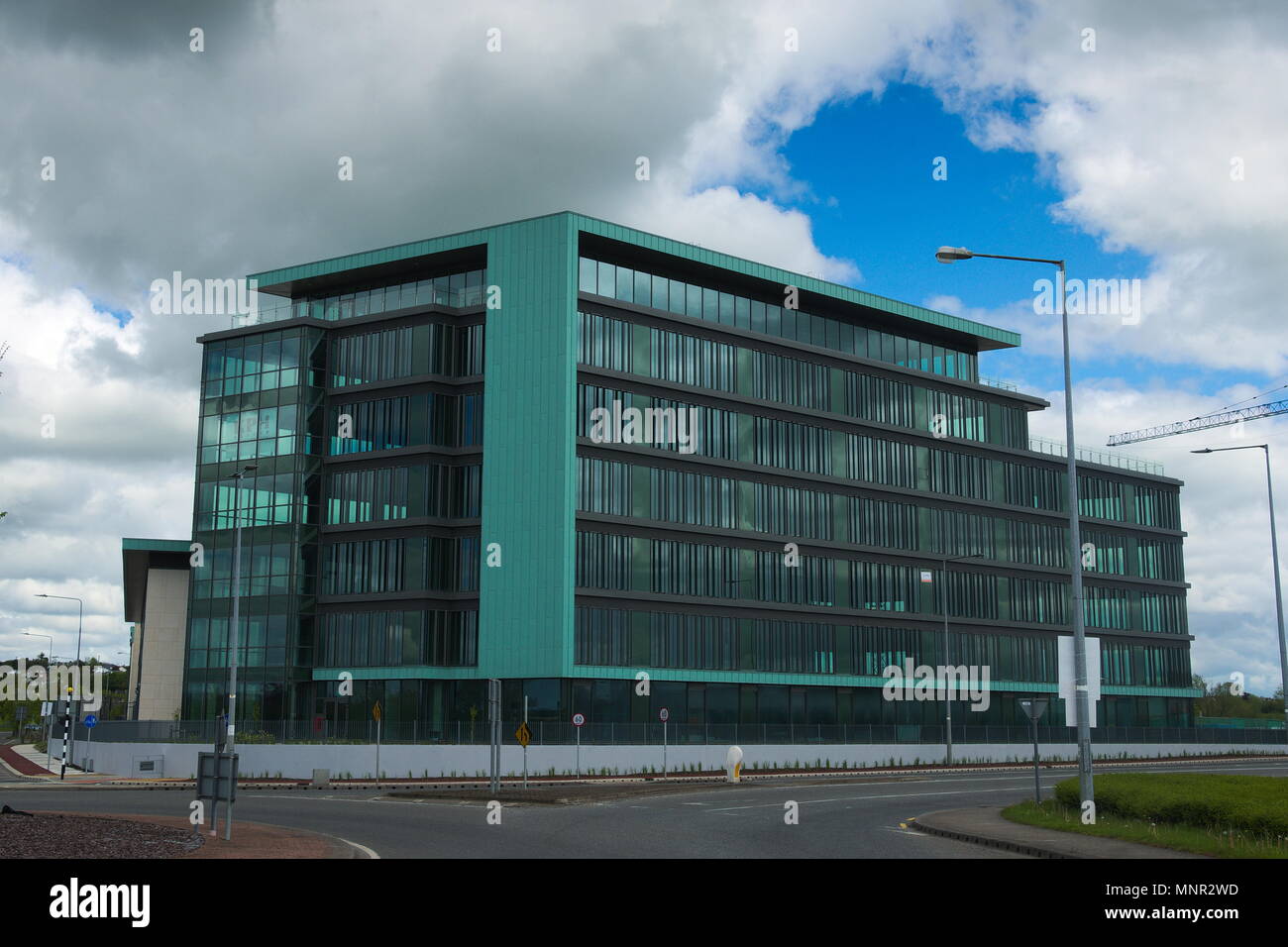 Plaza comercial hi-res stock photography and images - Alamy