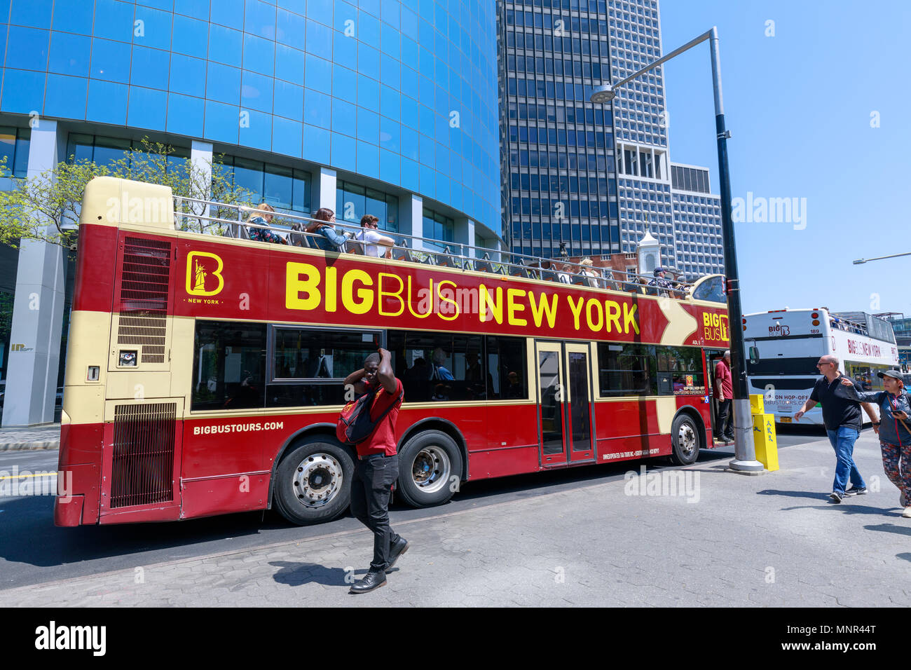 Nyc bus tours hi-res stock photography and images - Alamy