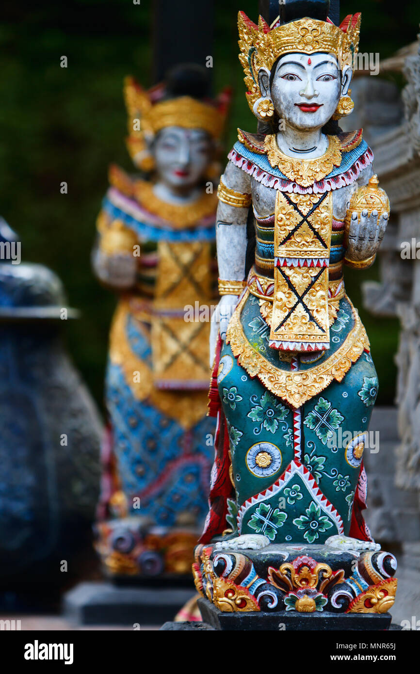 Balinese statues hi-res stock photography and images - Alamy
