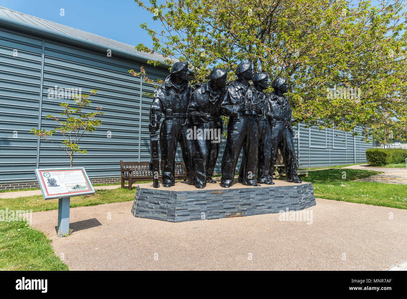 Tiger tank crew hi-res stock photography and images - Alamy