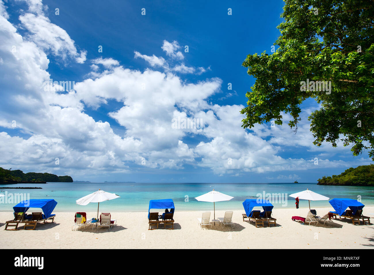 Exotic island beach blue water hi-res stock photography and images - Alamy