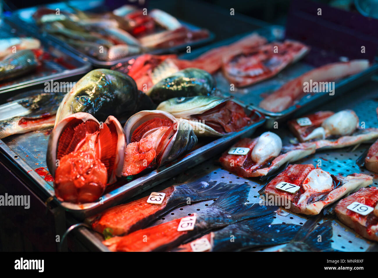 Fresh fish at seafood market in Hong Kong Stock Photo - Alamy