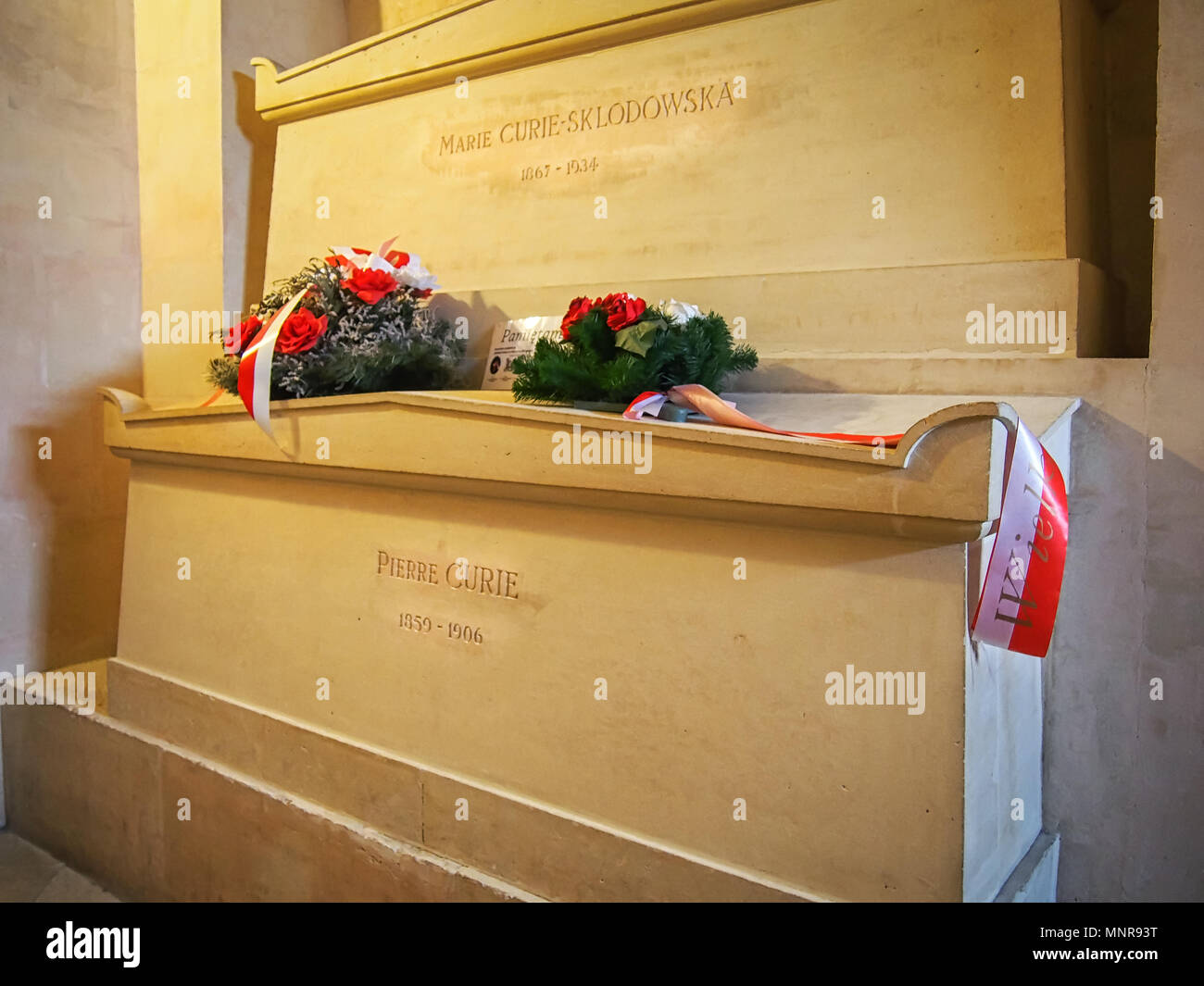 Marie Curie and Pierre Curie tomb in the crypt of the Pantheon in Paris, France Stock Photo - Alamy