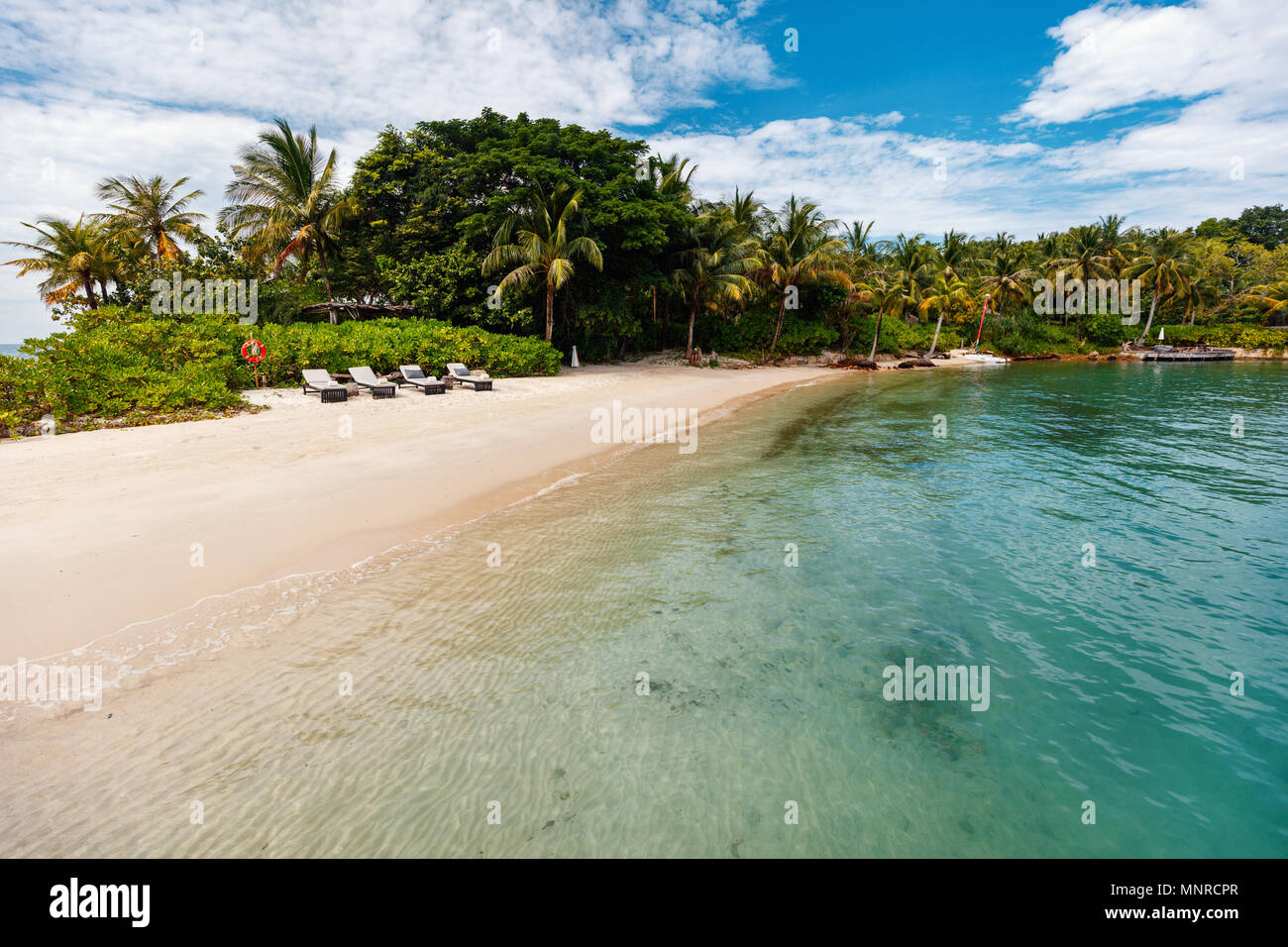 Idyllic tropical island hi-res stock photography and images - Alamy
