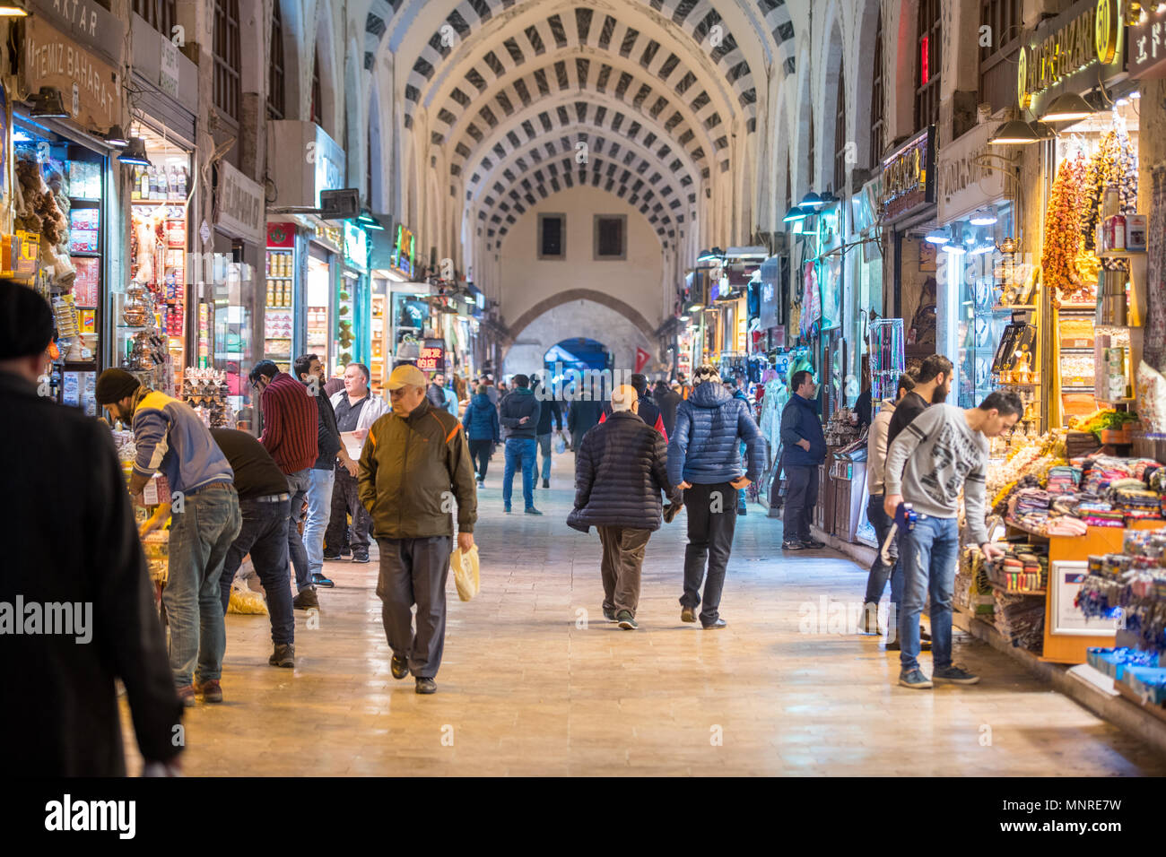 Shoppers walk up and down the main thoroughfare of the Istanbul Spice ...