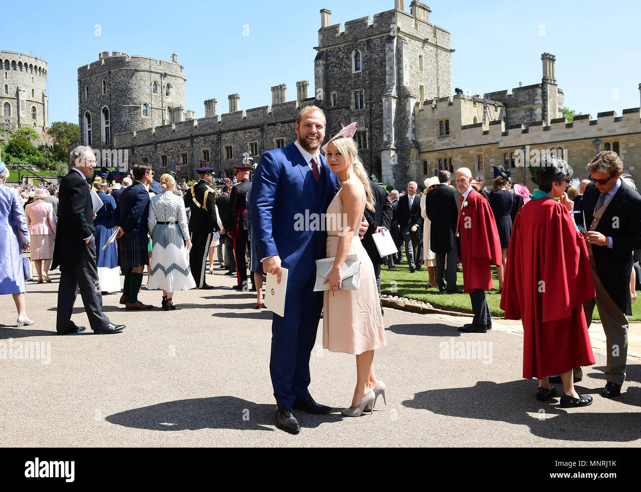 Chloe madeley leave st georges chapel windsor castle hi-res stock ...