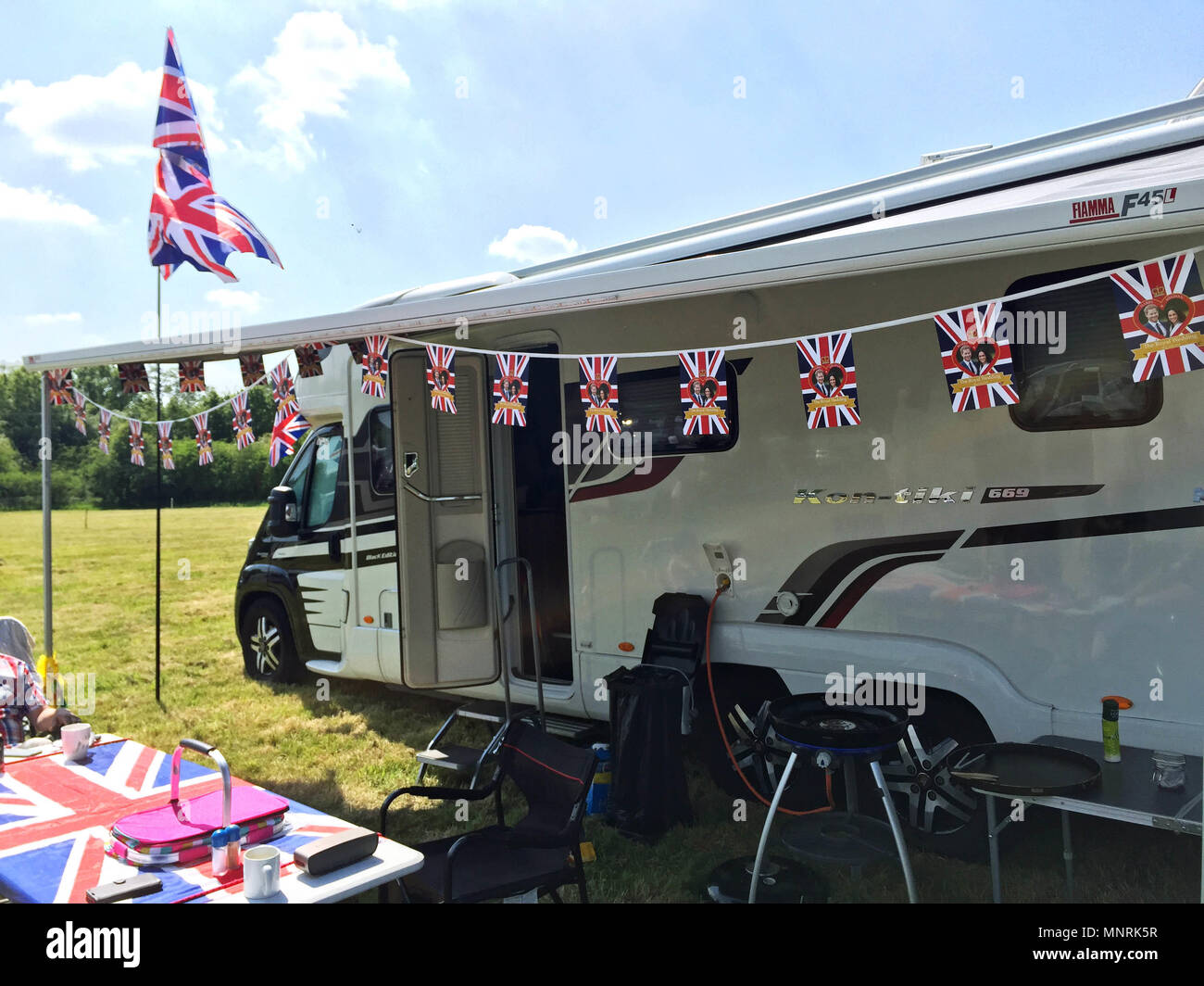 A caravan decorated with bunting and flags at the Trent Valley DA ...