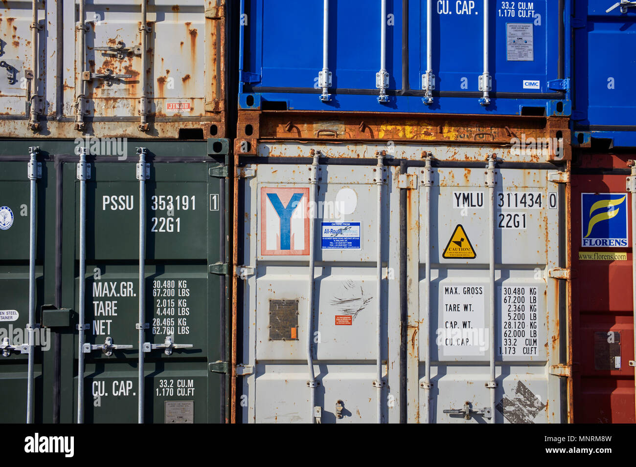 At sea shipping containers hi-res stock photography and images - Alamy