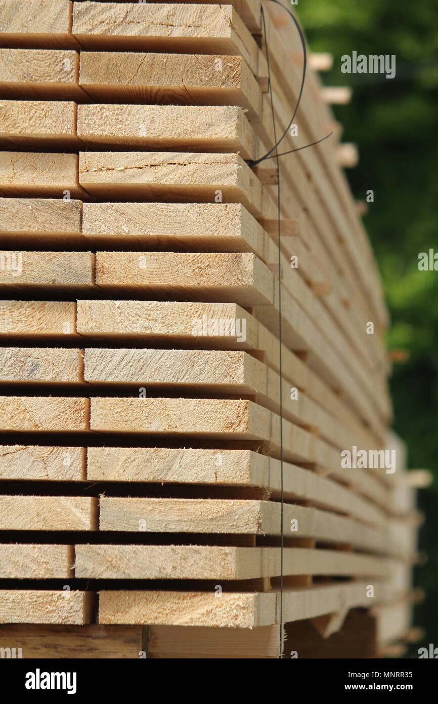 Stack new wooden studs hi-res stock photography and images - Alamy