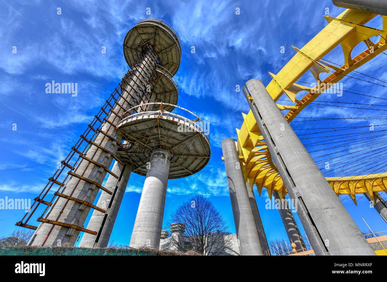 New york state pavilion observation towers hi-res stock photography and ...