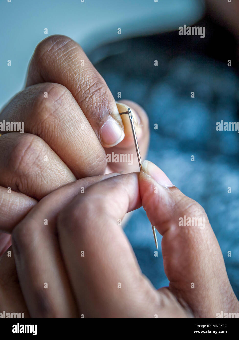 Close up needle inserting hi-res stock photography and images - Alamy