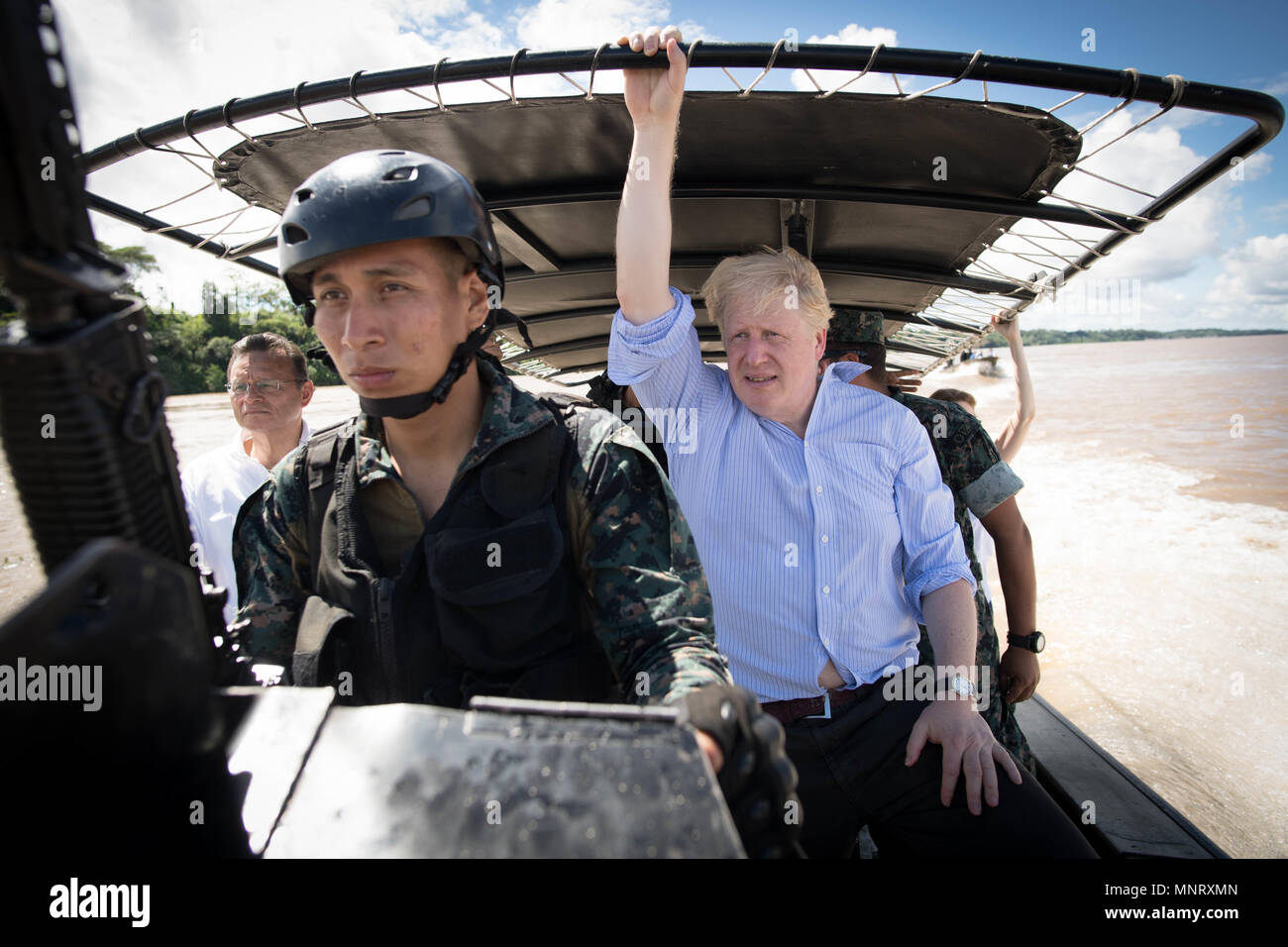Members peruvian armed forces hi-res stock photography and images - Alamy