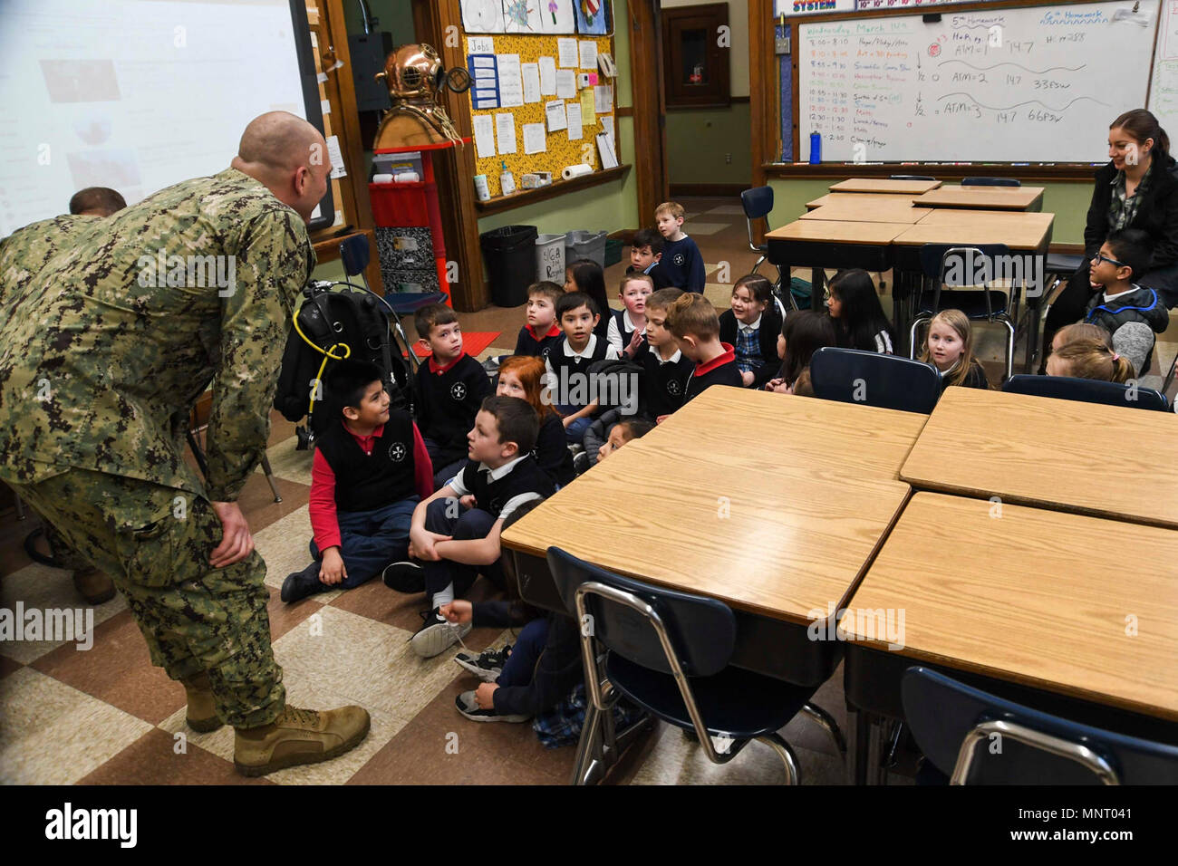 Defence diving school hi-res stock photography and images - Alamy
