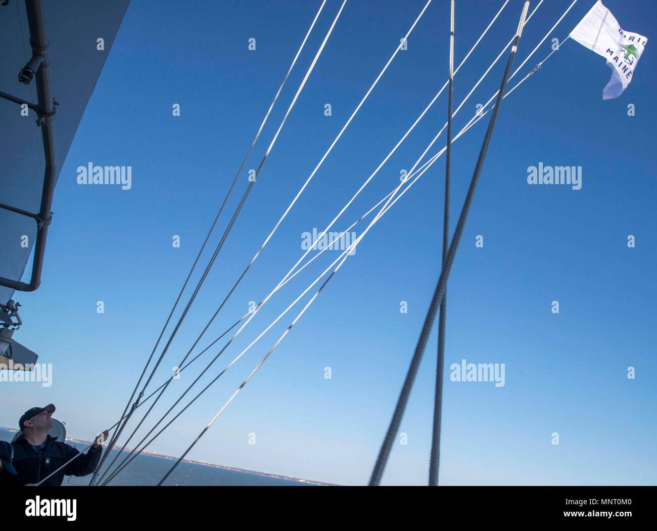 NORFOLK, Va. (Mar. 15, 2018) -- Senior Chief Boatswain's Mate Edwin ...