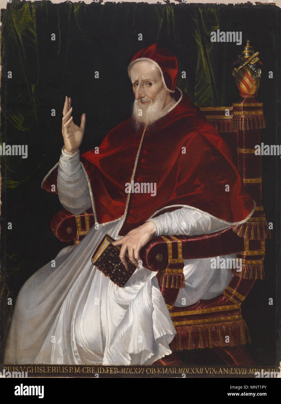 Papal throne hi-res stock photography and images - Alamy