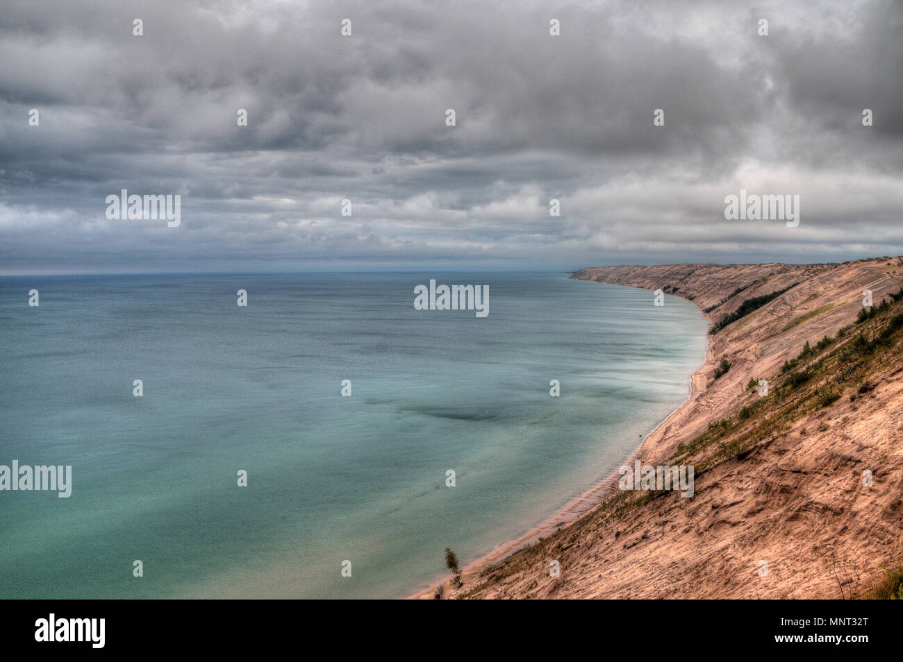 The Painted Rocks National Lakeshore in Upper Michigan has a wide ...