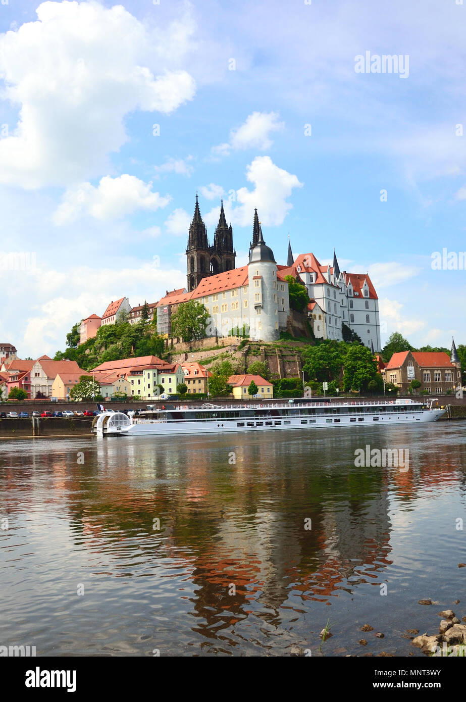 Medieval Albrechtsburg castle overlooking the Elbe river in Meissen ...
