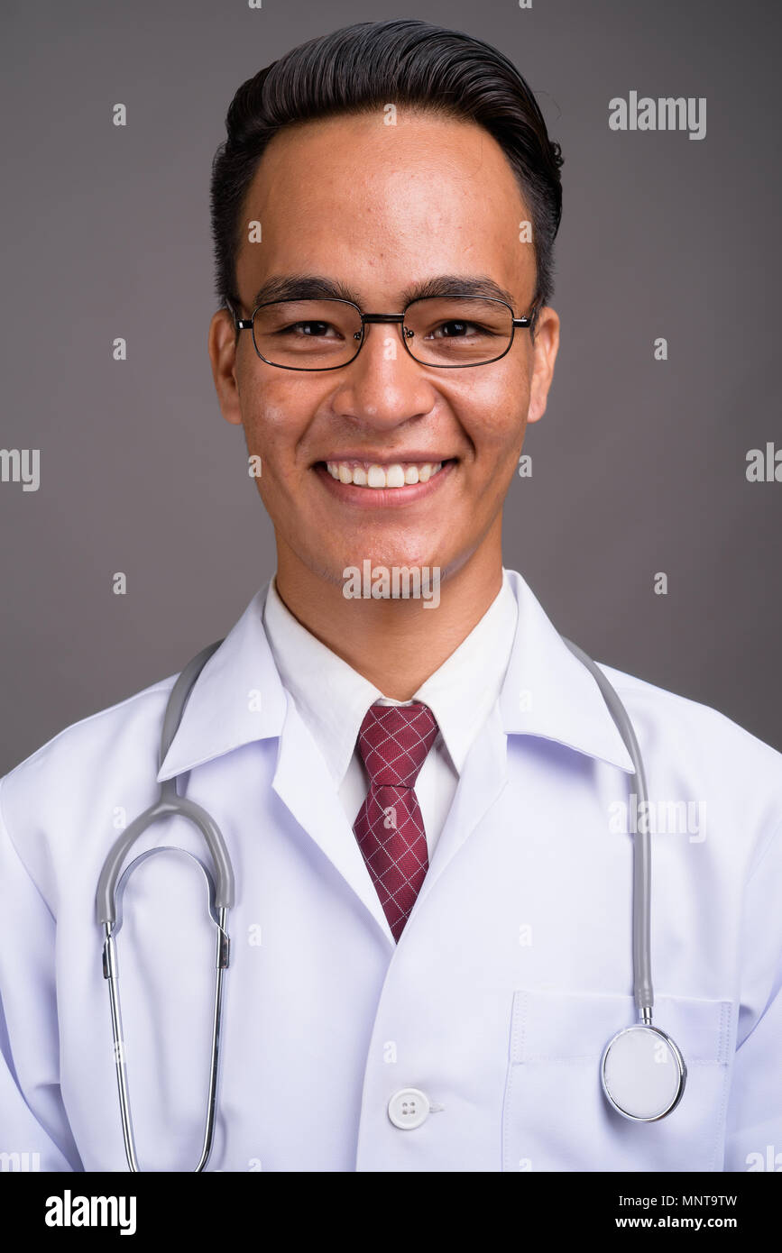 Face happy asian man doctor hi-res stock photography and images - Alamy