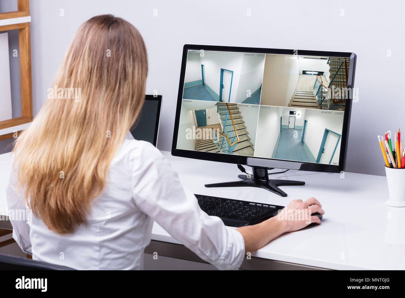 Old cctv camera hi-res stock photography and images - Alamy