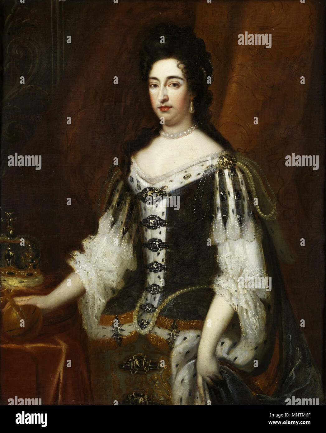 Portrait of Queen Mary II of England 18th century. 1035 Queen Mary II ...