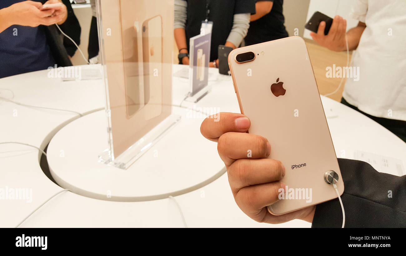 Istudio hi-res stock photography and images - Alamy