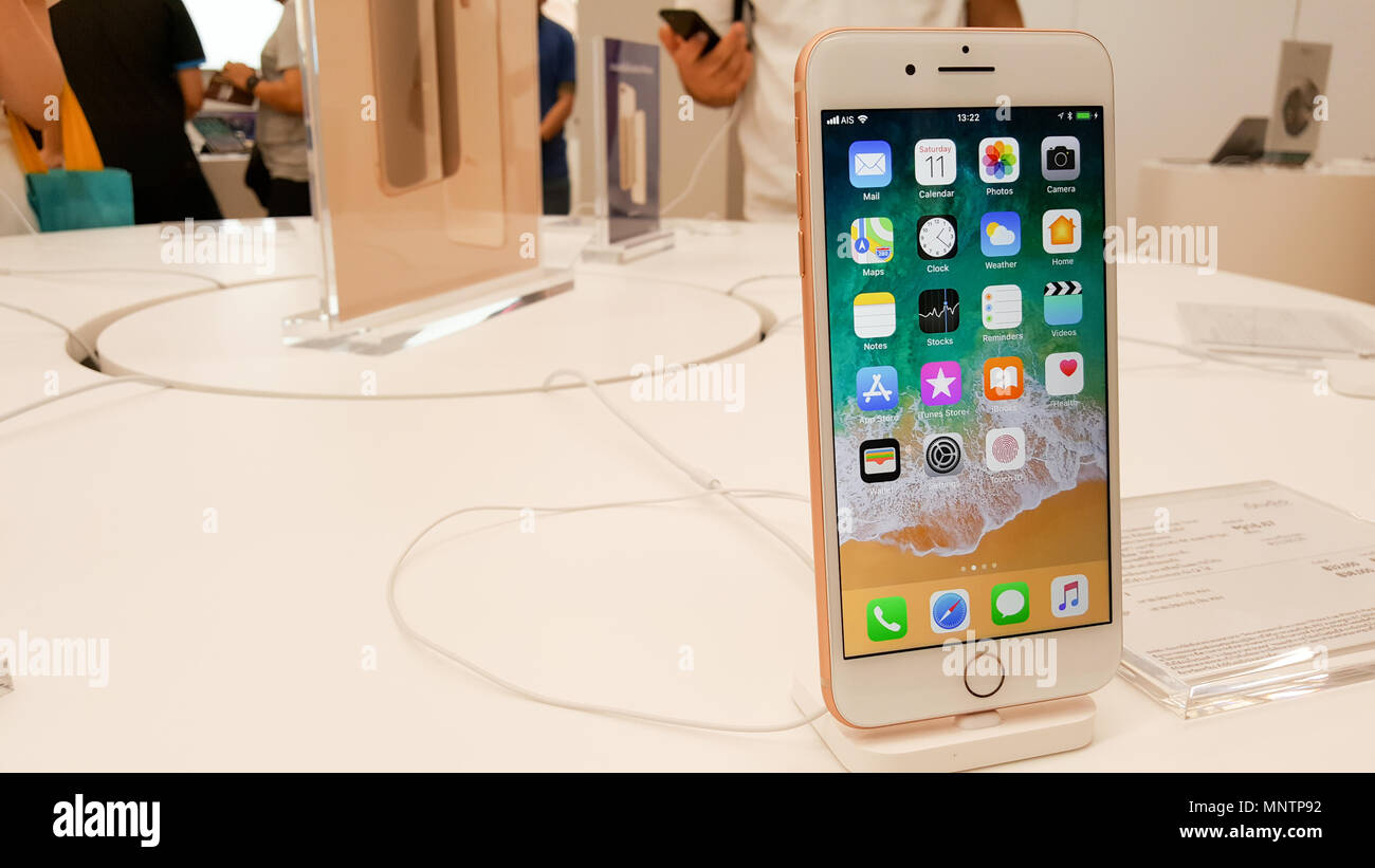 Istudio hi-res stock photography and images - Alamy