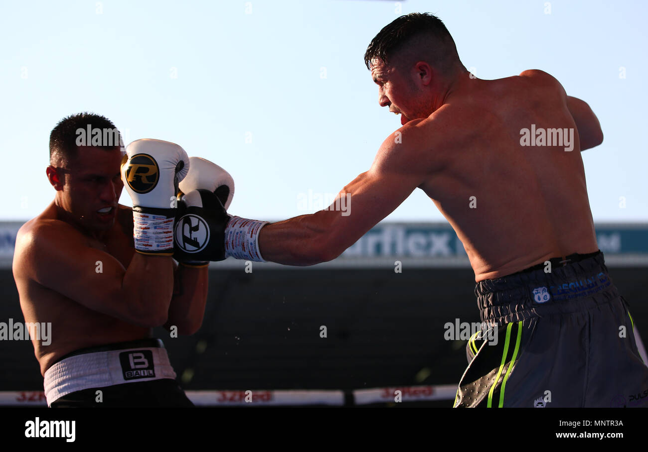 International middleweight contest elland road hi-res stock photography ...