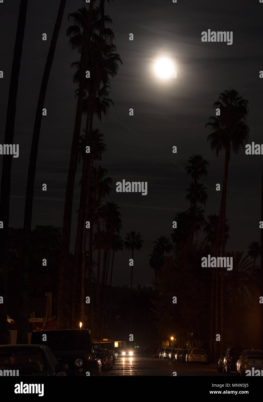 Night sky moon hi-res stock photography and images - Alamy