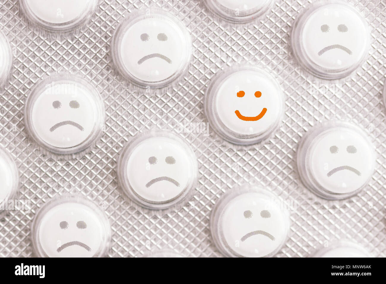 Back of tablet packet hi-res stock photography and images - Alamy