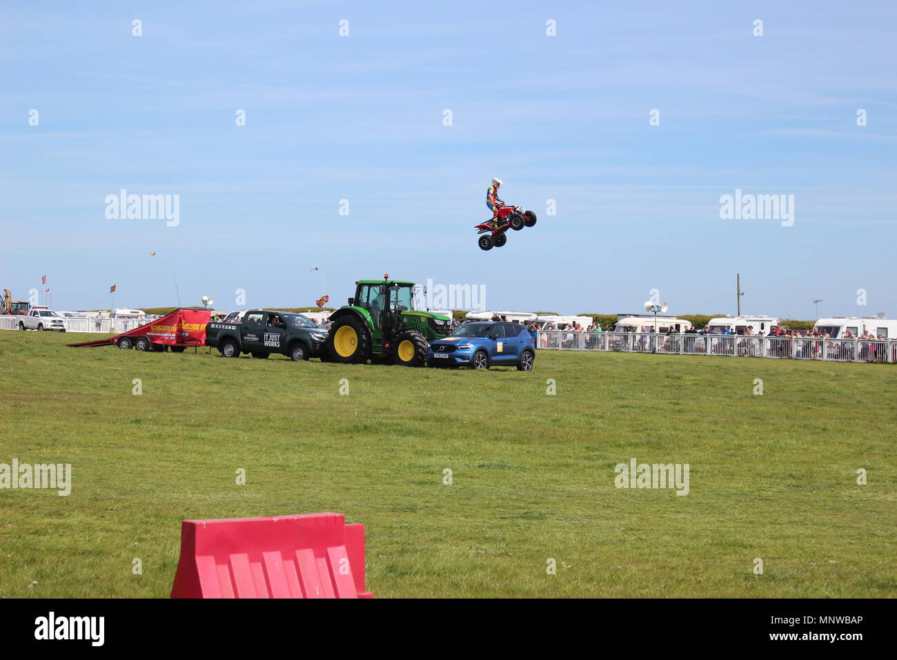 Anglesey Wales, 19 May 2018. Matt Coulter, the Kangaroo Kid is a world ...