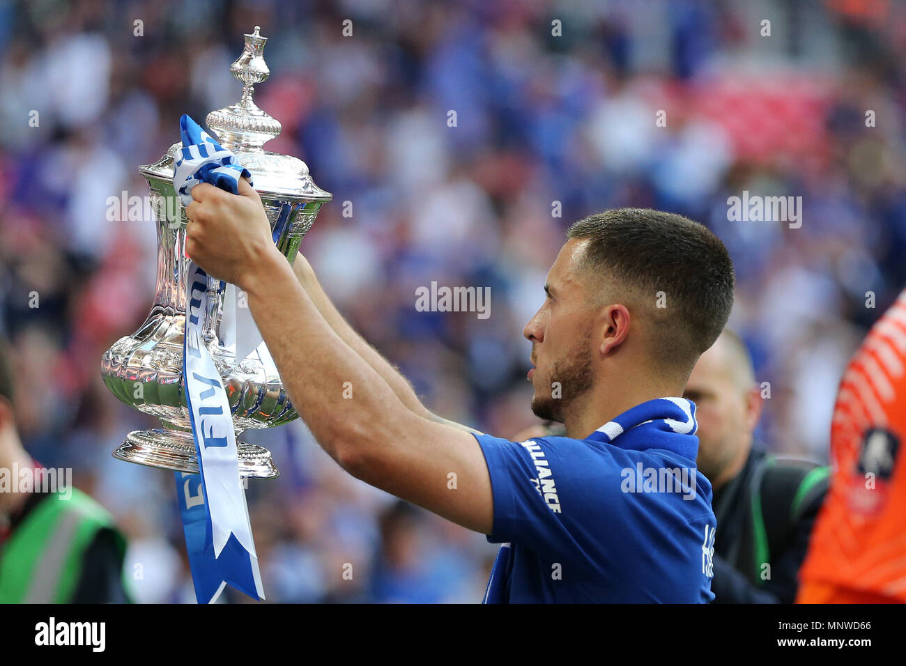 Eden hazard trophy hi-res stock photography and images - Alamy