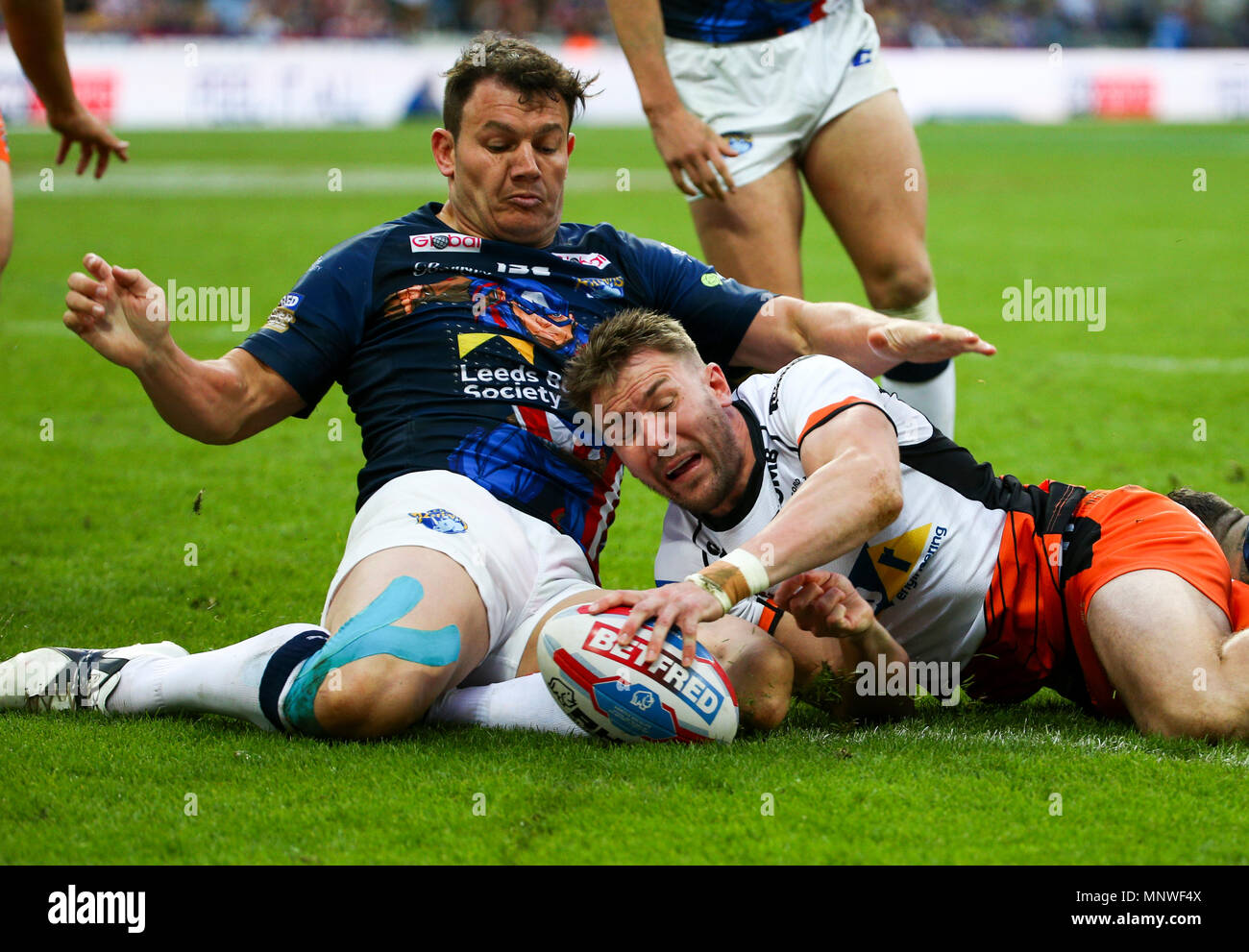 James shenton hi-res stock photography and images - Alamy