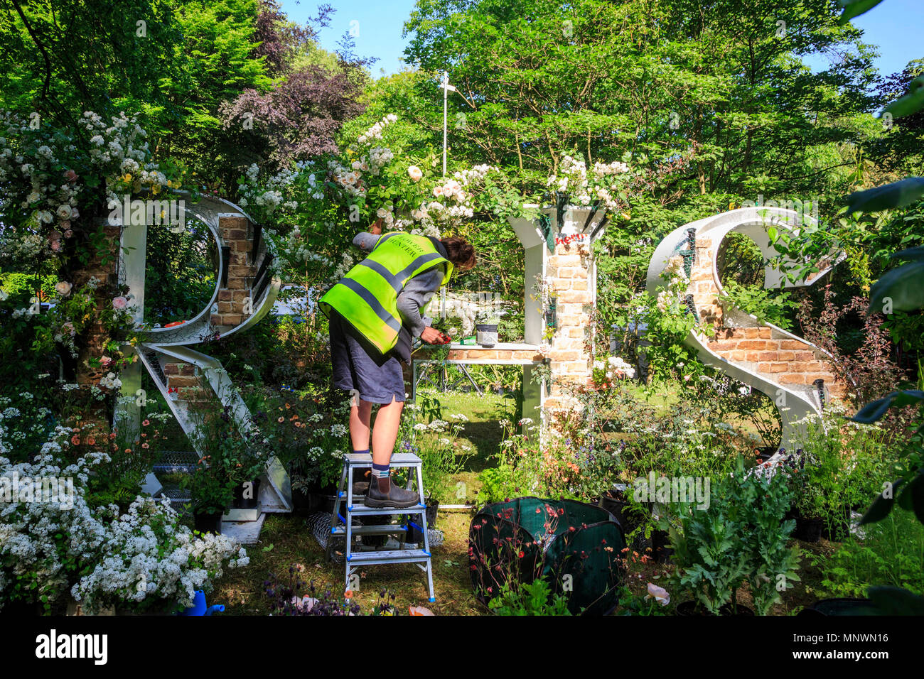 Rhs letters 2018 hi-res stock photography and images - Alamy