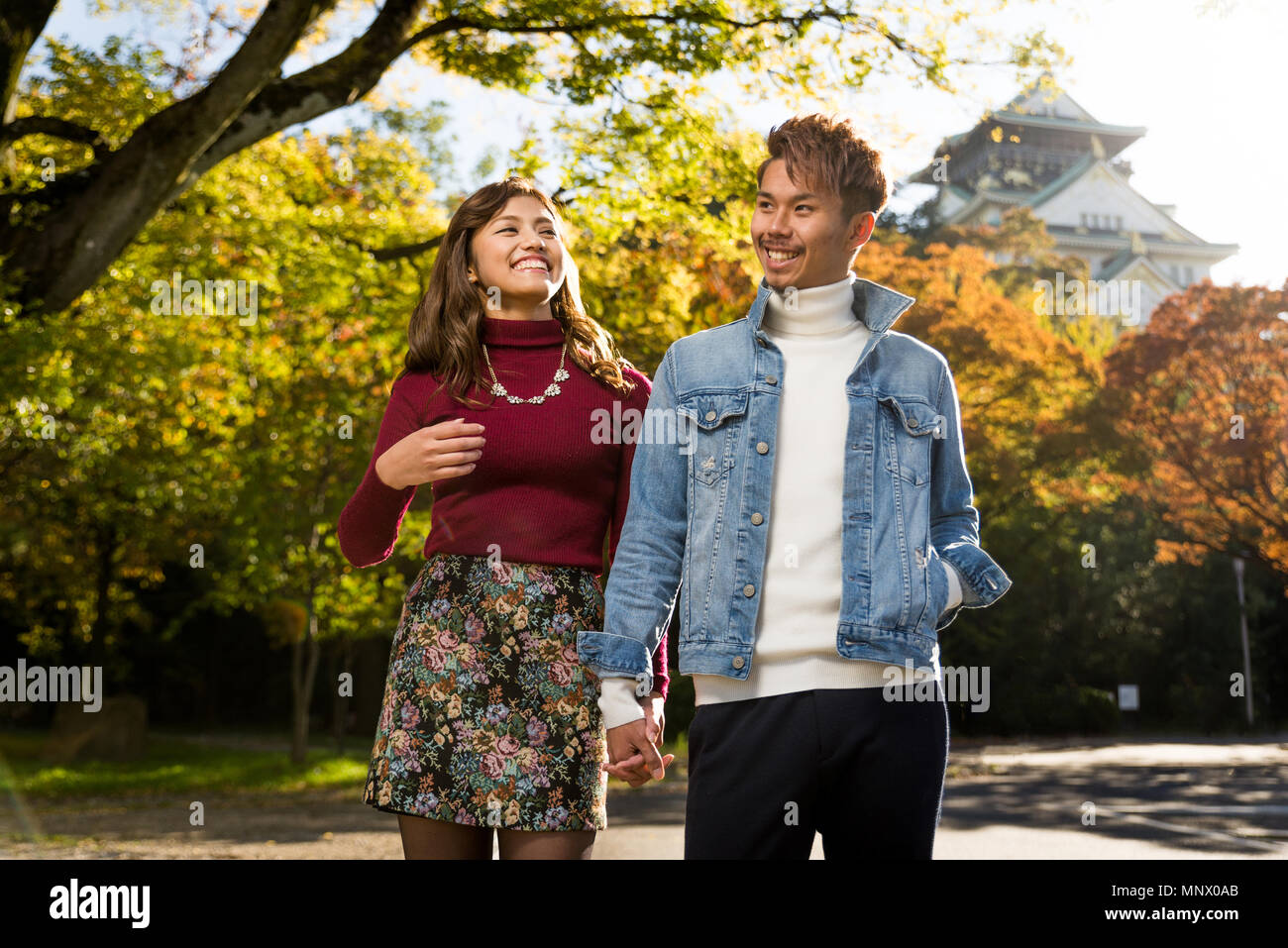 Japan couple dating hi-res stock photography and images - Alamy
