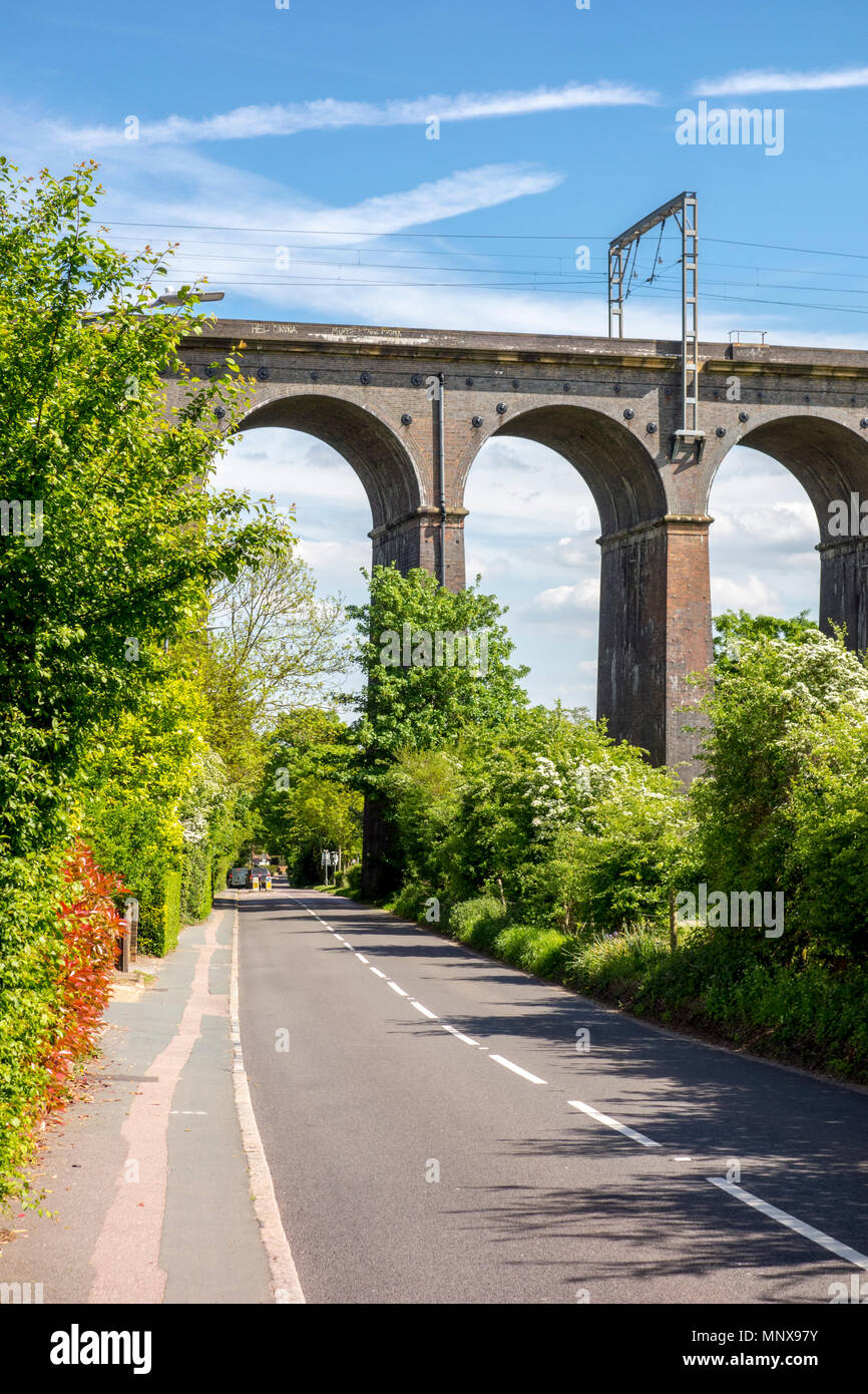 View of Welwyn Viaduct / Digswell Viaduct, Victorian railway viaduct by ...