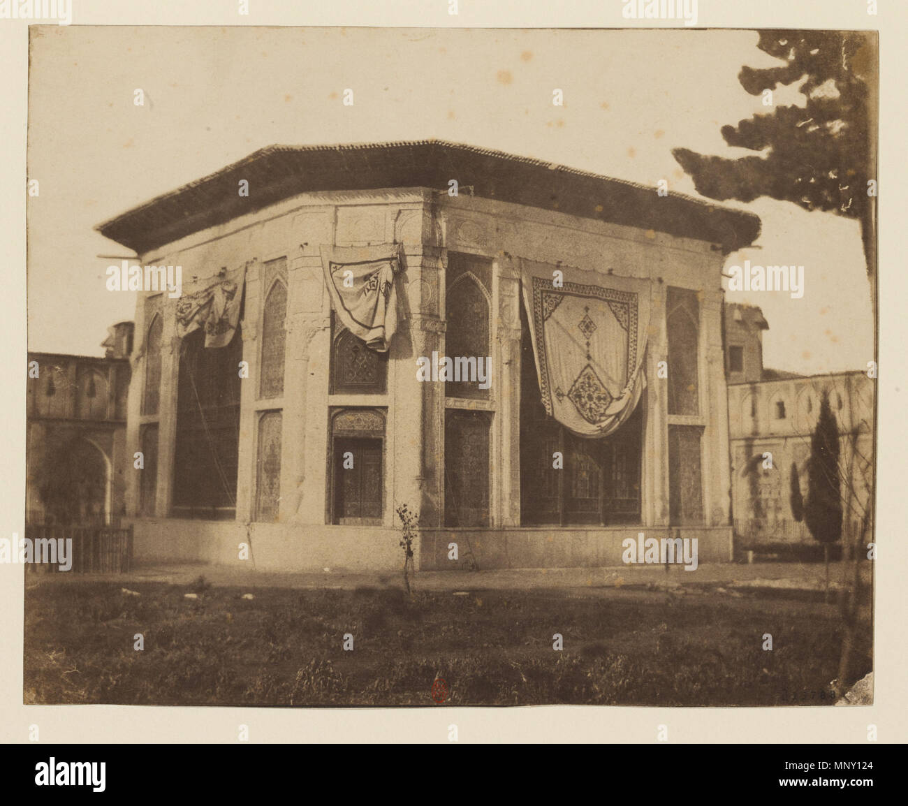 Un pavillon hi-res stock photography and images - Alamy