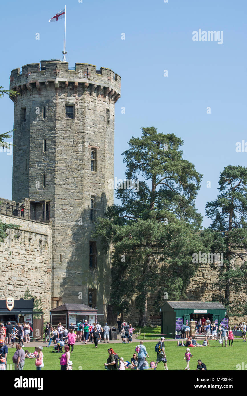 Guys tower at warwick castle hi-res stock photography and images - Alamy