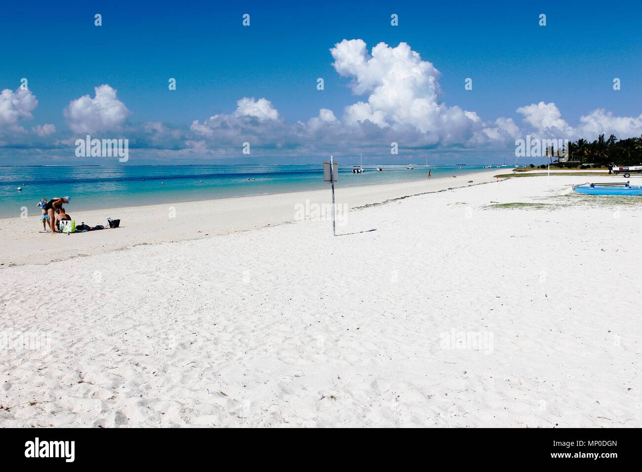 Eaux cristallines hi-res stock photography and images - Alamy