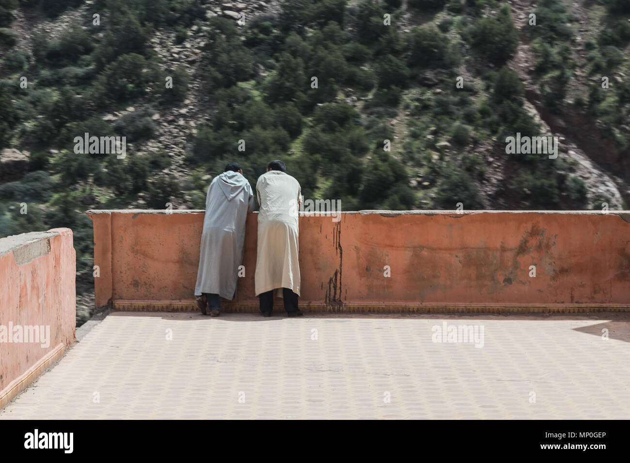 Atlas of men hi-res stock photography and images - Alamy