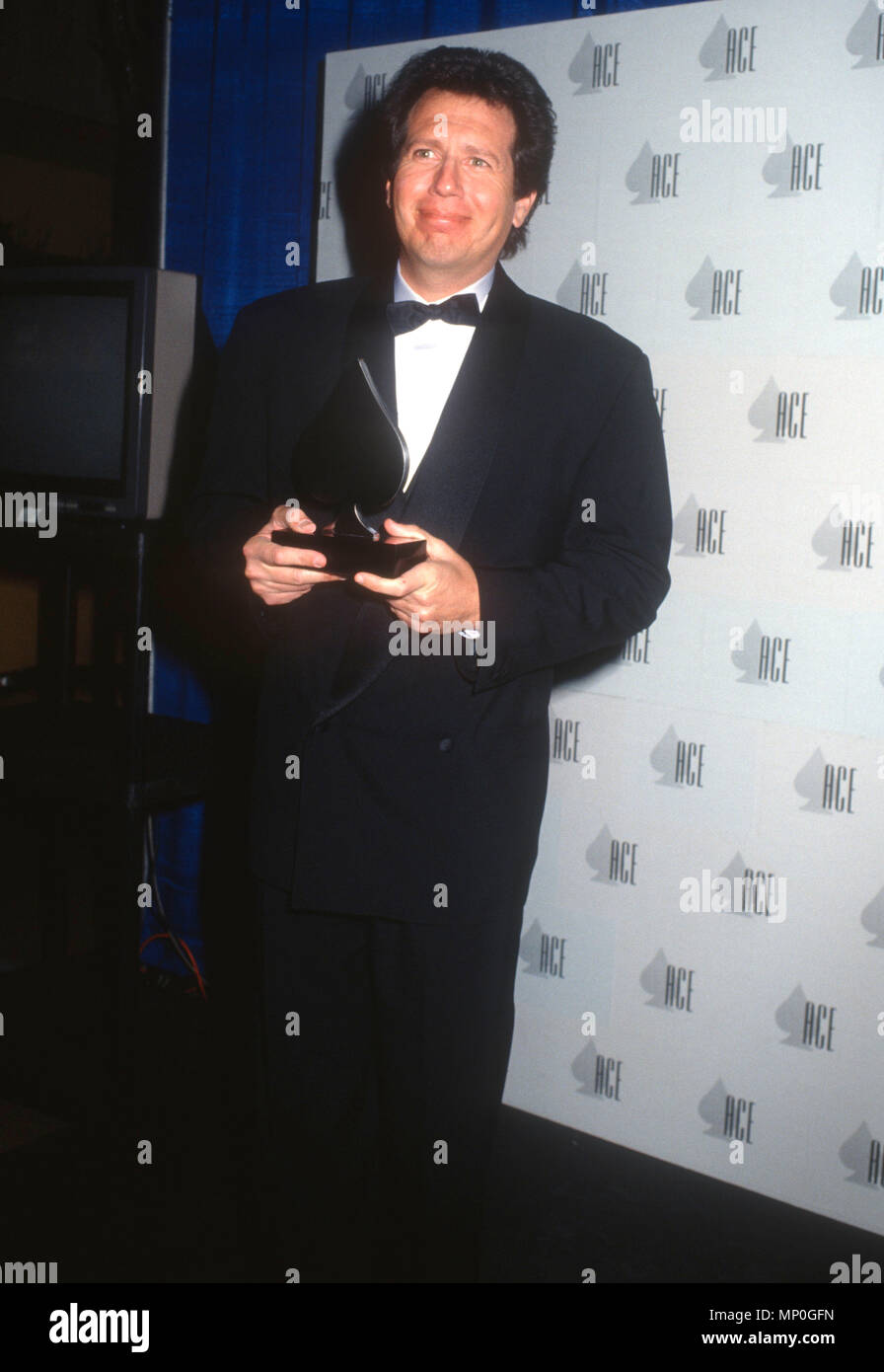 LOS ANGELES, CA - JANUARY 13: Comedian Garry Shandling attend the 12th ...