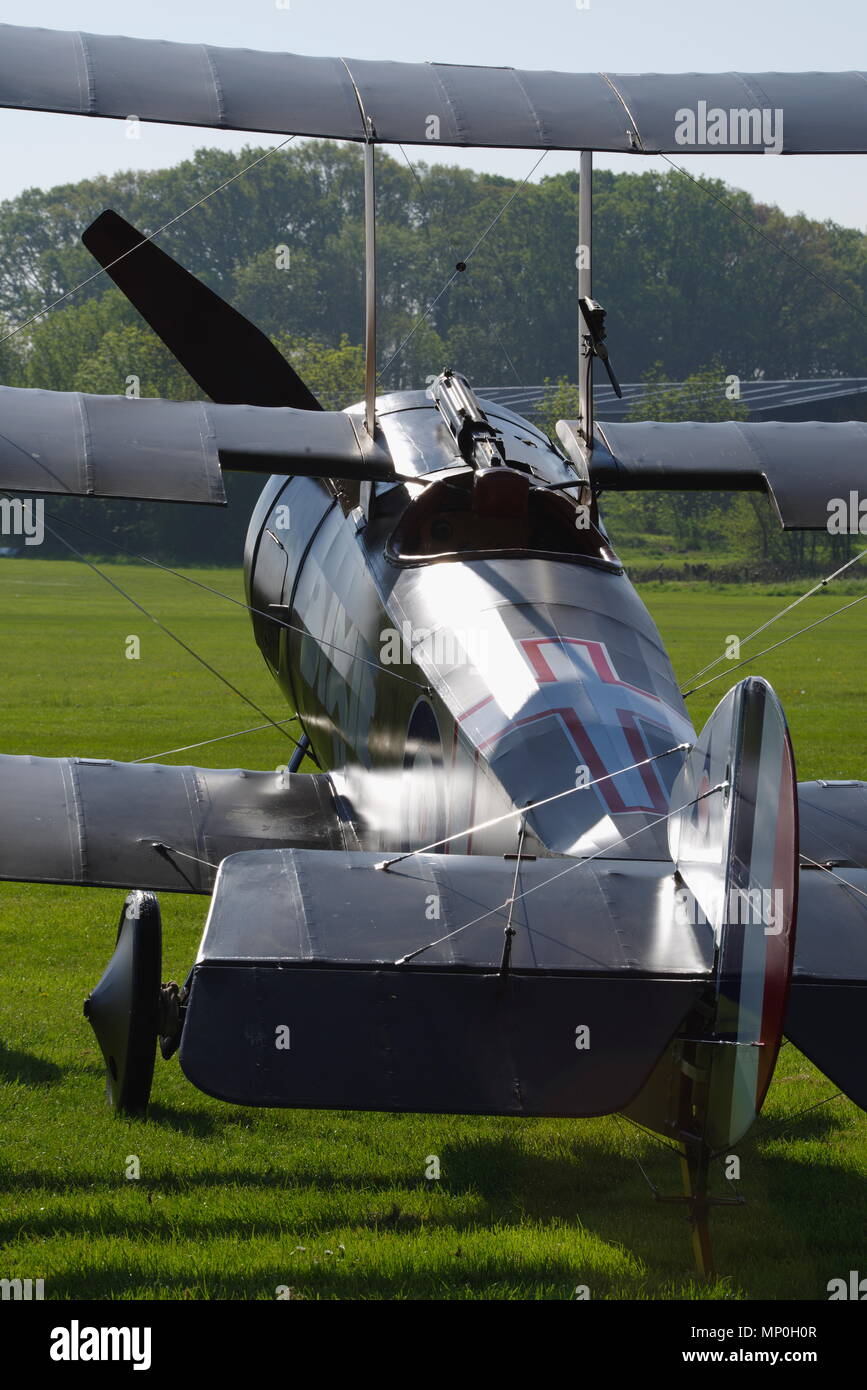 Ww1 triplane hi-res stock photography and images - Alamy