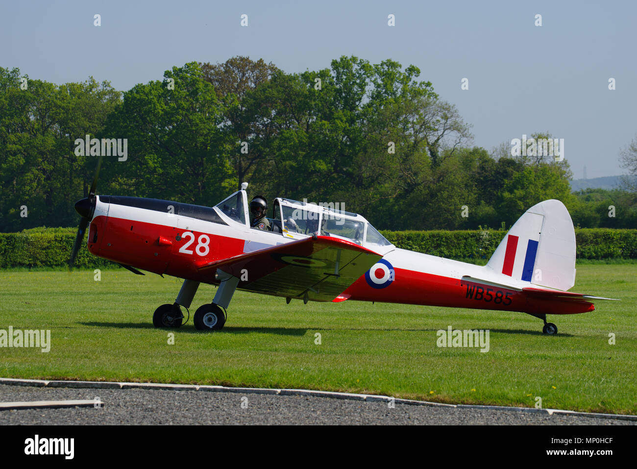 De Havilland Dhc Chipmunk Aircraft Stock Photos & De Havilland Dhc ...