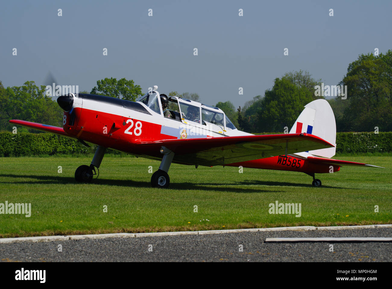 Raf chipmunk hi-res stock photography and images - Alamy