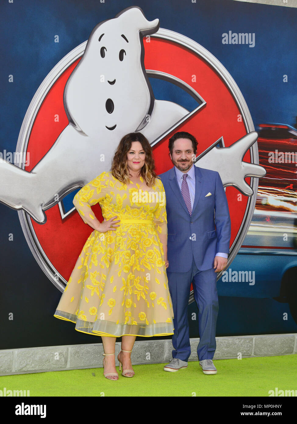 Melissa mccarthy ben falcone kids hi-res stock photography and images ...