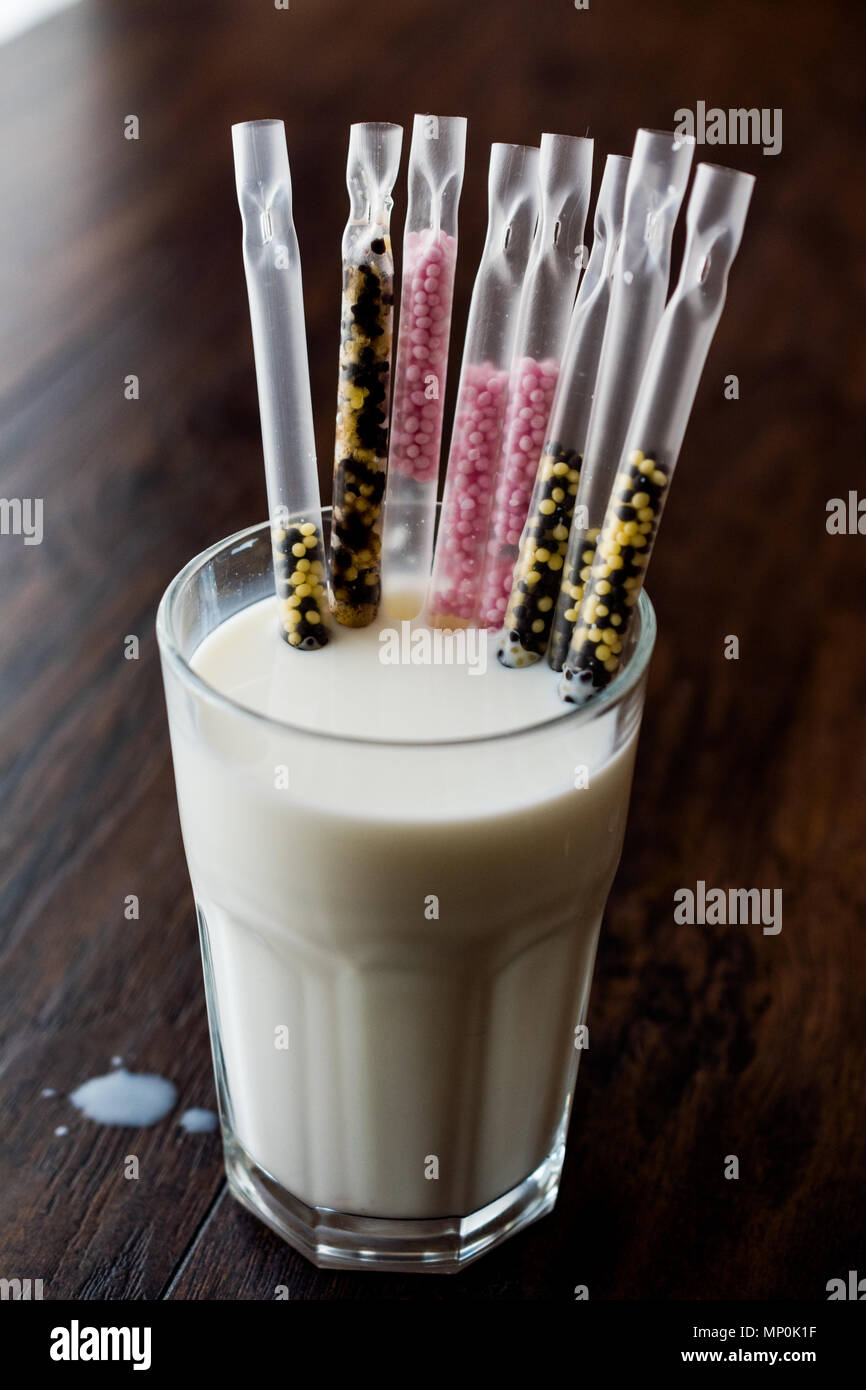 Milk Straw with Flavor Beads Encourage Milk Drinking for Children. Food ...