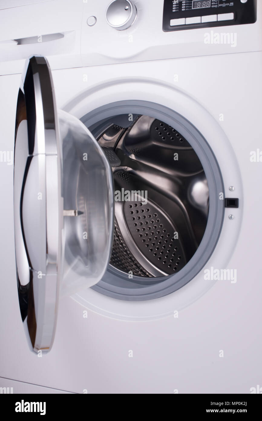 Open washing machine hi-res stock photography and images - Alamy