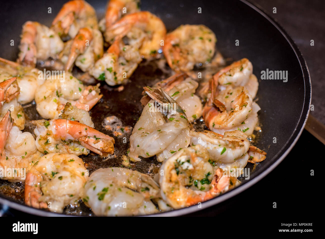 Jumbo Shrimp Stock Photos & Jumbo Shrimp Stock Images - Alamy